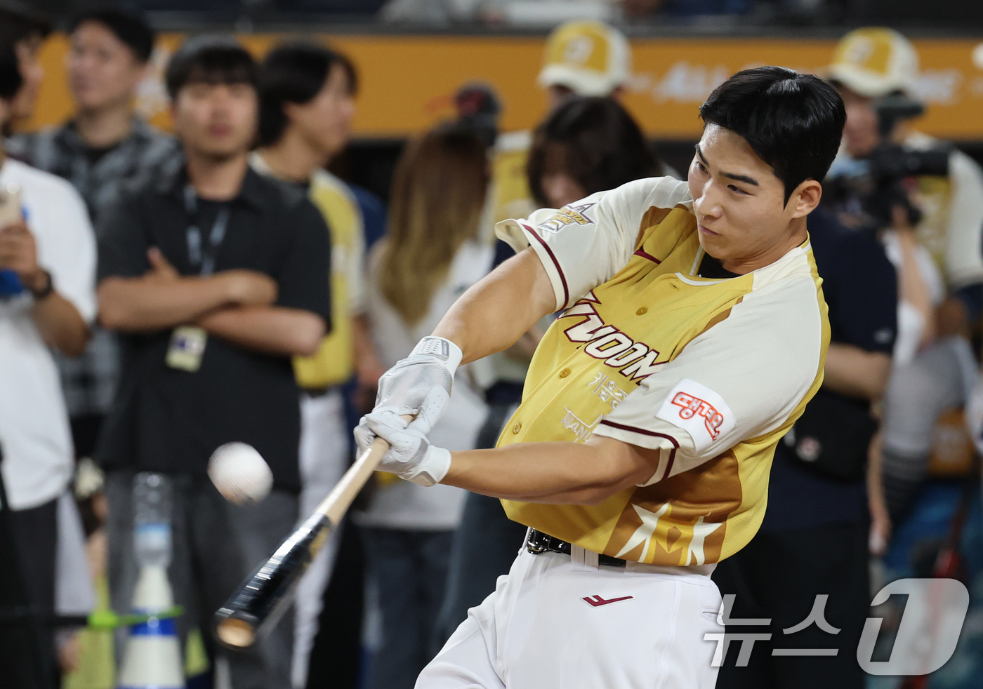 이주형 '날려버려' - 뉴스1