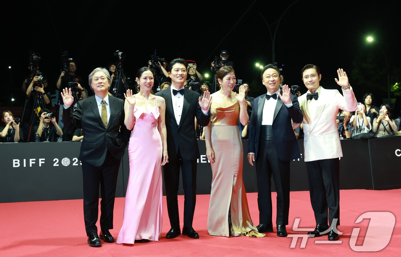 [뉴스1 PICK]30주년 맞은 부산국제영화제 '화려한 개막' - 뉴스1